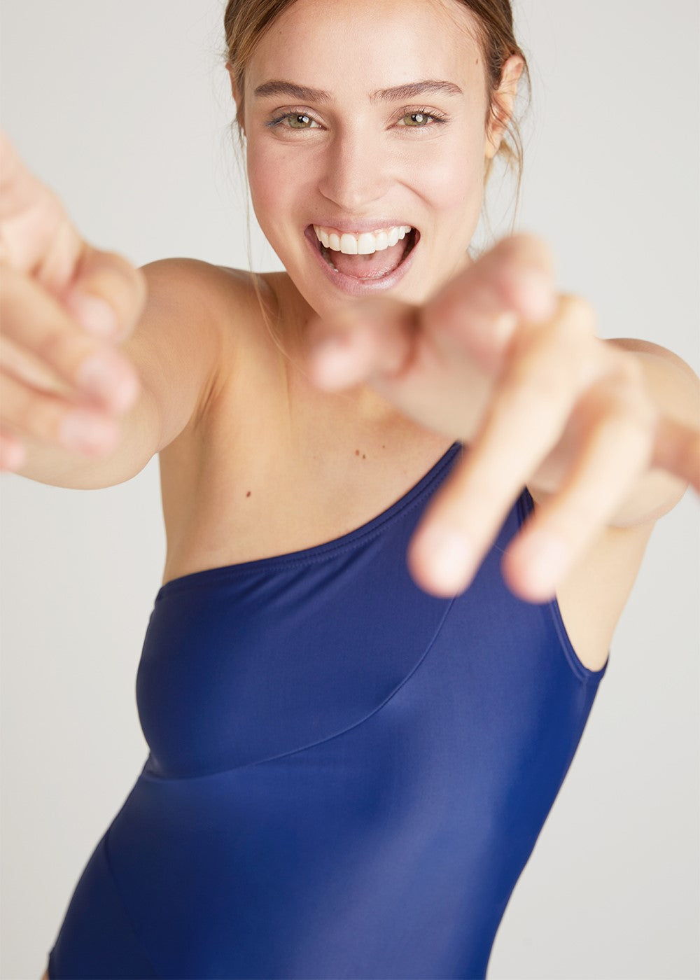 Siren One Shoulder One Piece Swimsuit in Navy | yummie